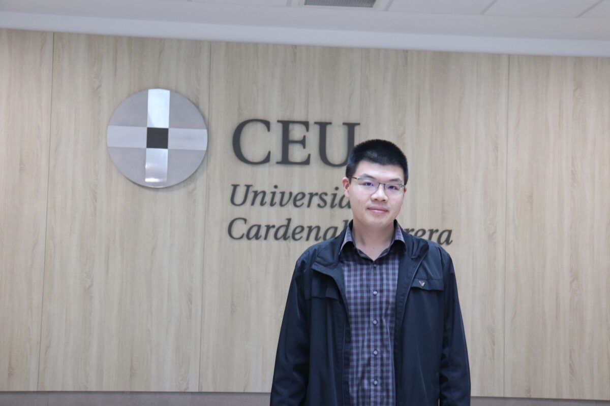 Yu-Fu Chou, Premio a la Excelencia en Odontología