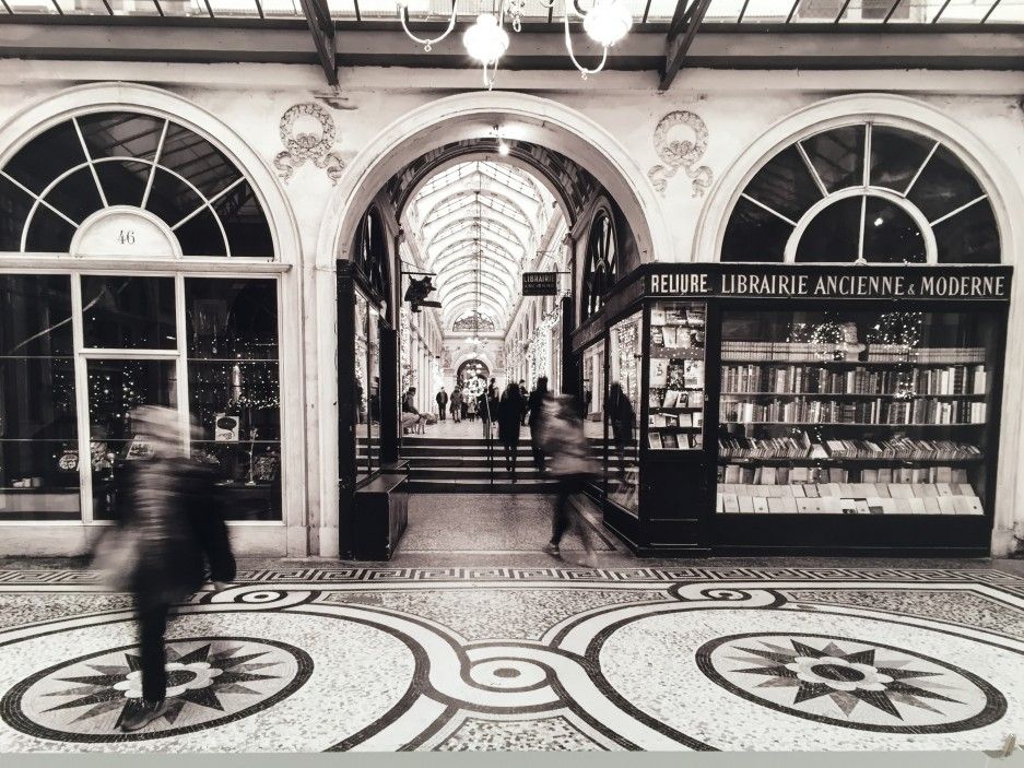 Cincuenta fotos inéditas sobre la vida en el París de los años 60 - El ...