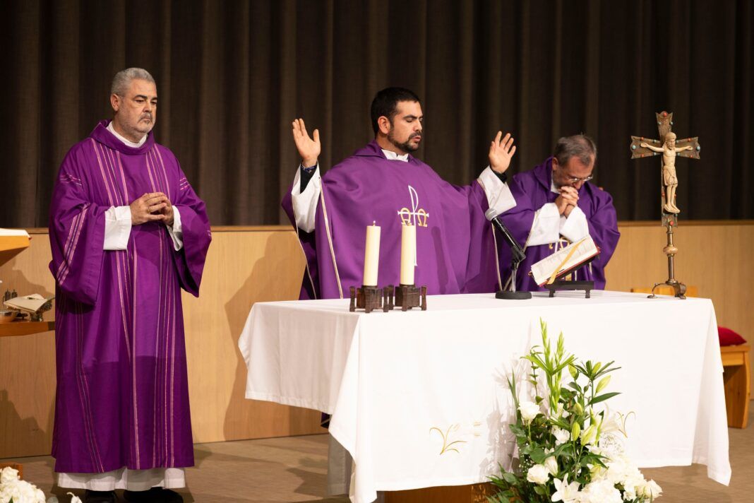 La CEU UCH recuerda con una eucaristía a todos los fallecidos y damnificados por la DANA - El ...